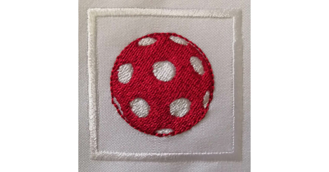 Pöttyös labda ovis jel - Felvarrható, hímzett óvodai jel 5x5 cm