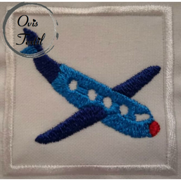 Repülő ovis jel (Felvarrható, hímzett ovis jel) 3x3 cm